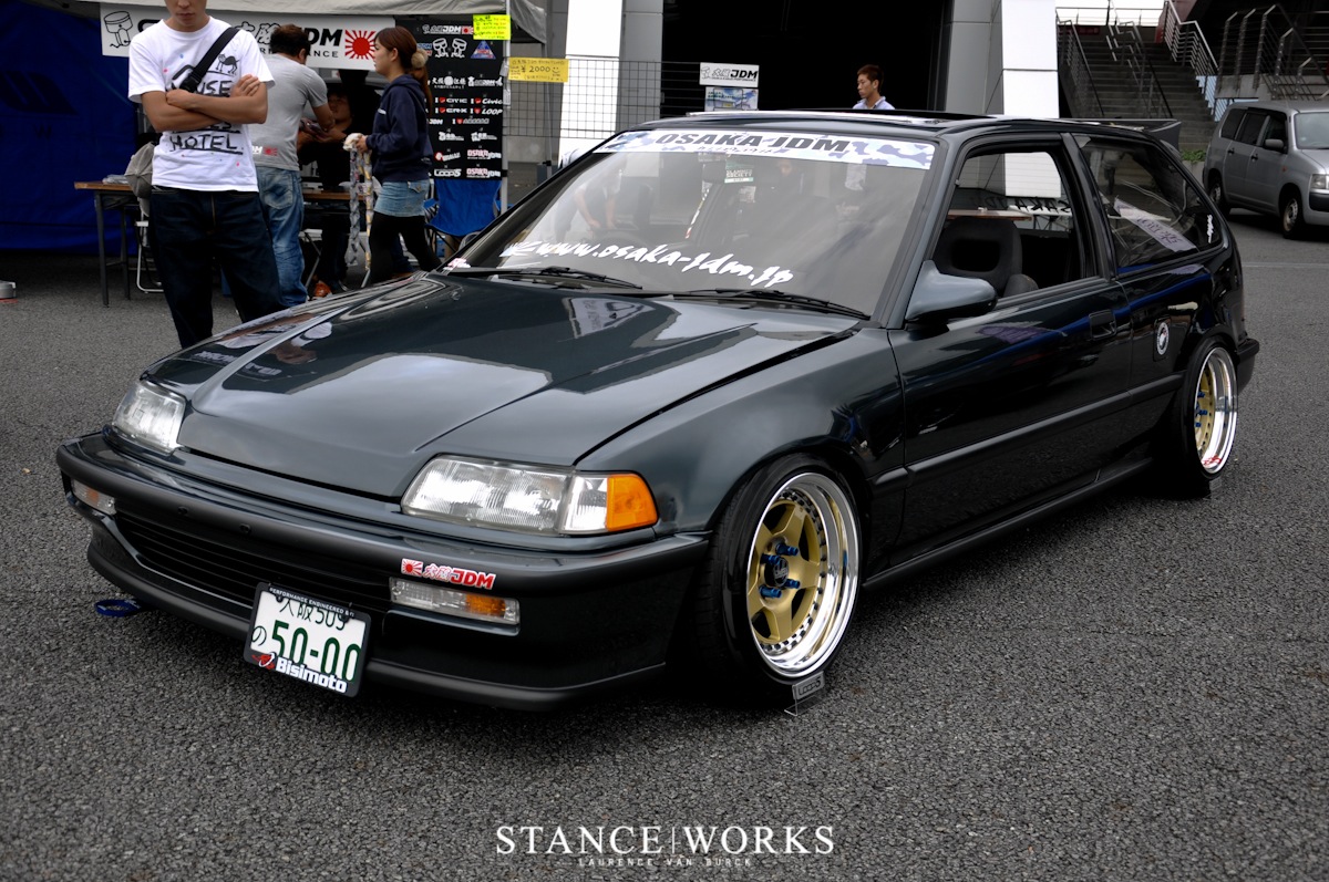hellaflush-japan-2011-by-lozzz-101 – StanceWorks